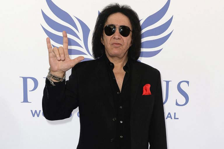 Gene Simmons Clarifies His Political Views Once And For All: 'I'm An ...
