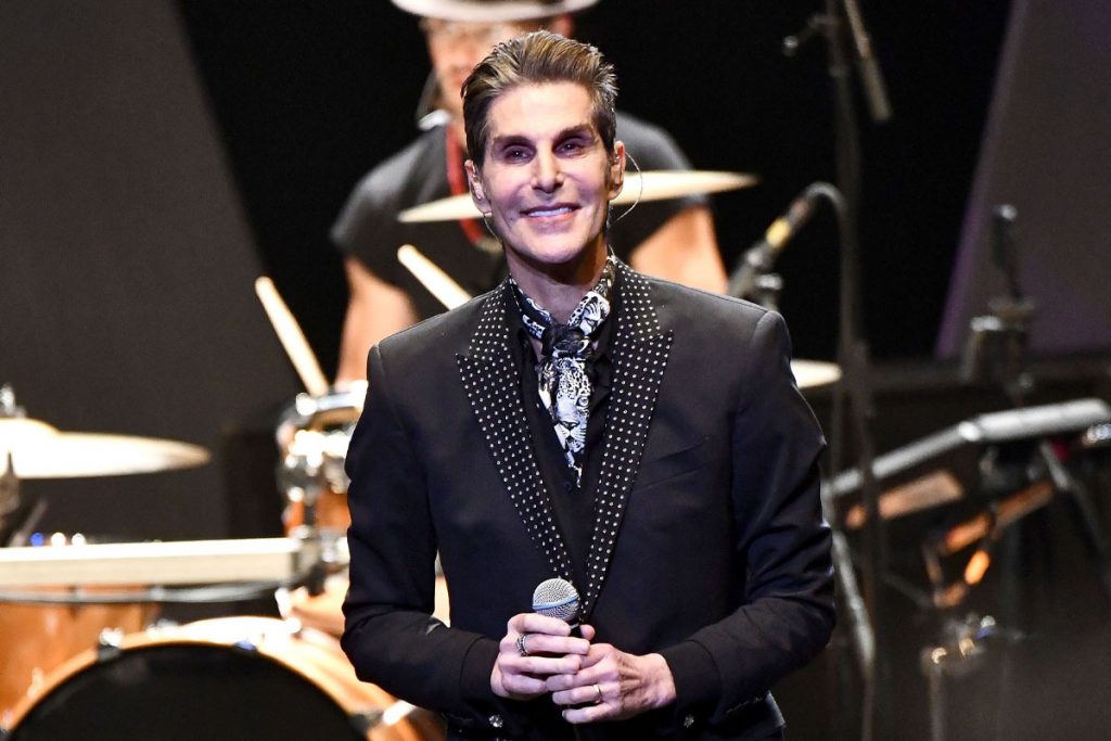 Perry Farrell Regrets Causing Jane’s Addiction To Become The Most ...