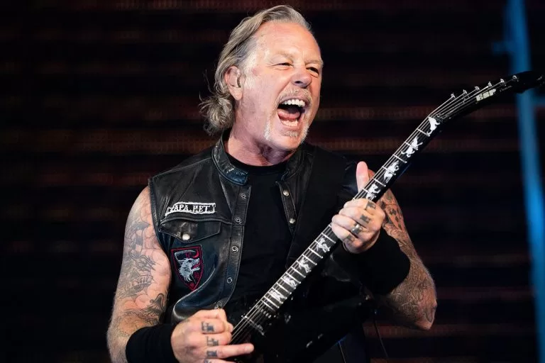 How Metallica Frontman James Hetfield Deals With The Midlife Crisis And ...
