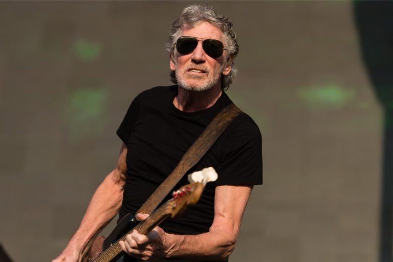 Is Roger Waters Richer Than David Gilmour? See Pink Floyd Icons’ Net ...