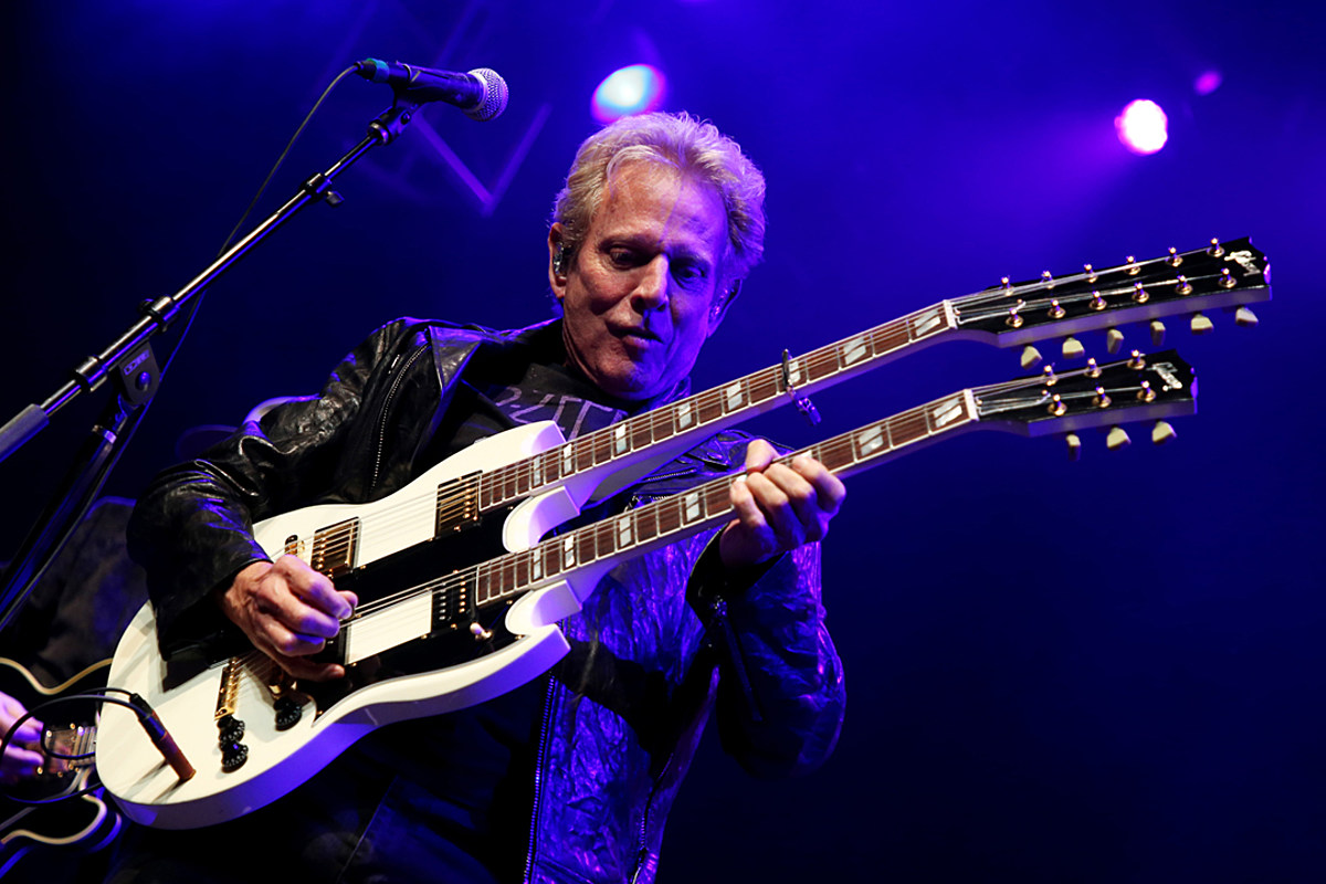 How Did Don Felder And Glenn Frey Violently Bring The End Of The Eagles?