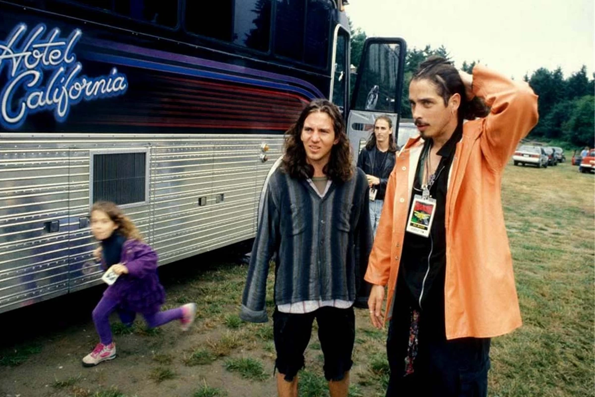 The Reason Eddie Vedder Didn't Attend Chris Cornell's Funeral