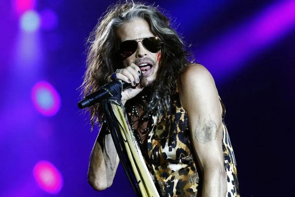 Steven Tyler Relapses After Foot Surgery And Postpones Aerosmith Shows