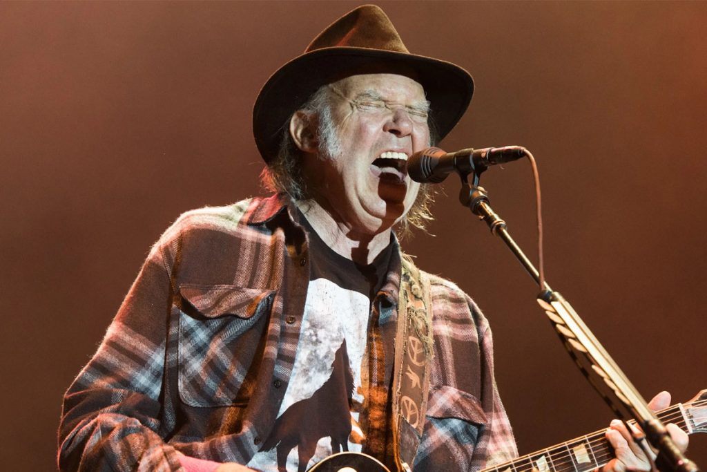 Neil Young’s Battle To Become A U.S. Citizen