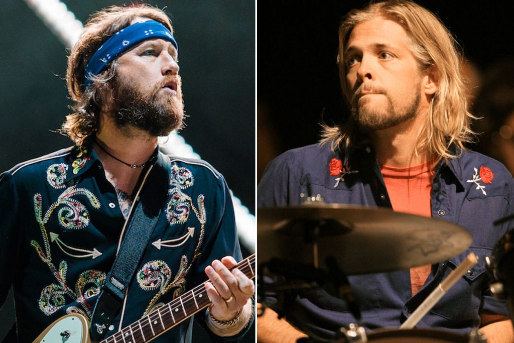 Chris Shiflett Says Foo Fighters Fans’ Reaction To Taylor Hawkins ...