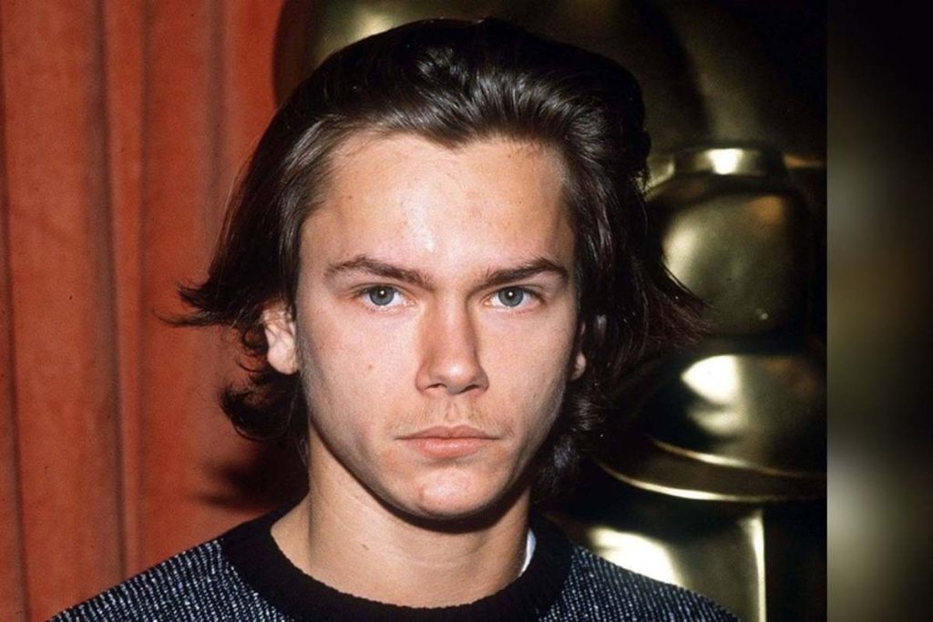 The Sad Final Moment Of River Phoenix Witnessed By Johnny Depp And Flea