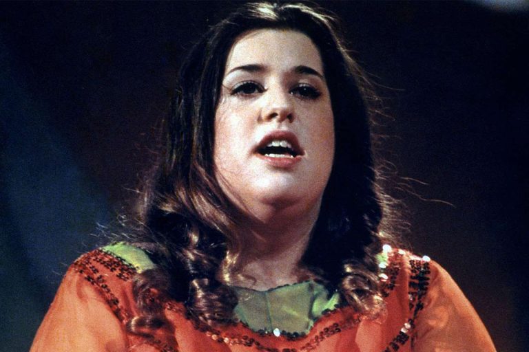 The Theories About ‘Mama Cass’ Elliot’s Passing