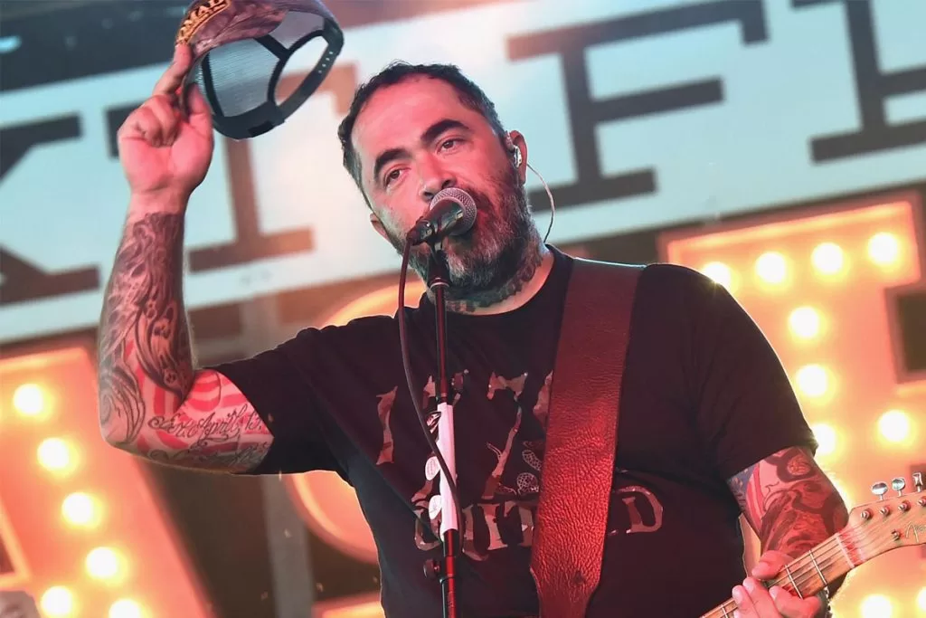 Aaron Lewis: A Look At The Frontman Of Staind