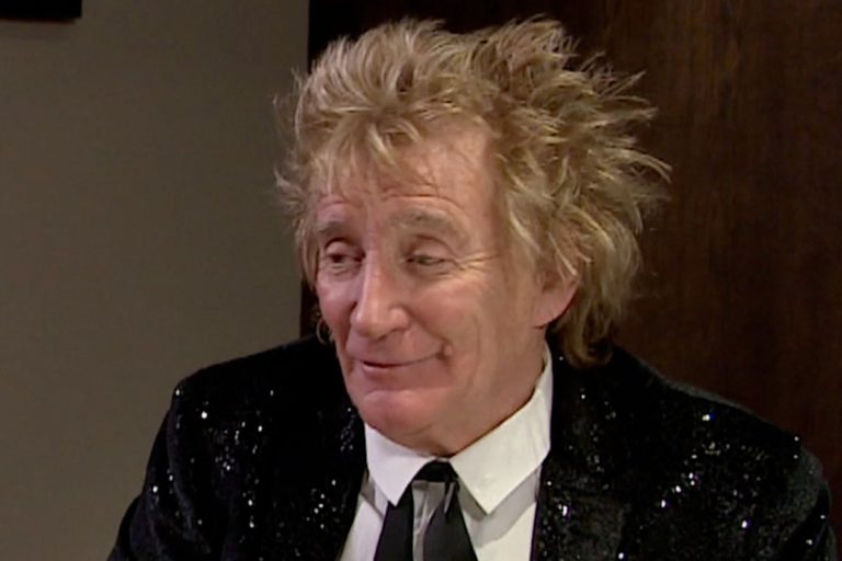 Rod Stewart Gives A Health Update After Sudden Show Cancelation