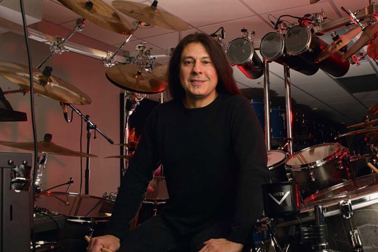 Ex-Dream Theater Drummer Gives Up, Deletes Social Media Account After ...