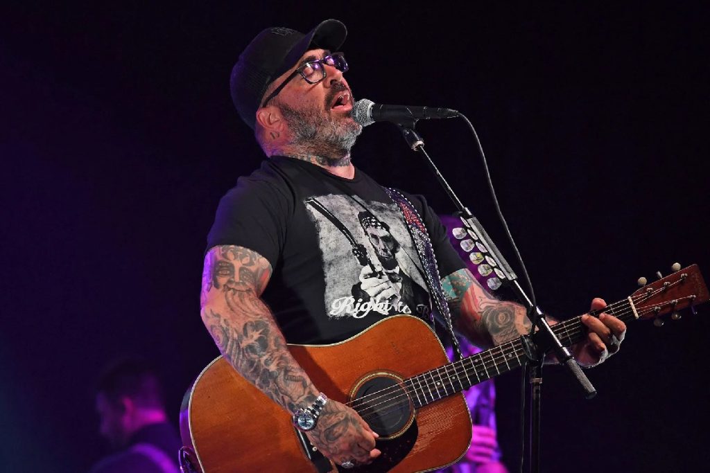 Staind's Aaron Lewis Teases Fans With Possible New Music