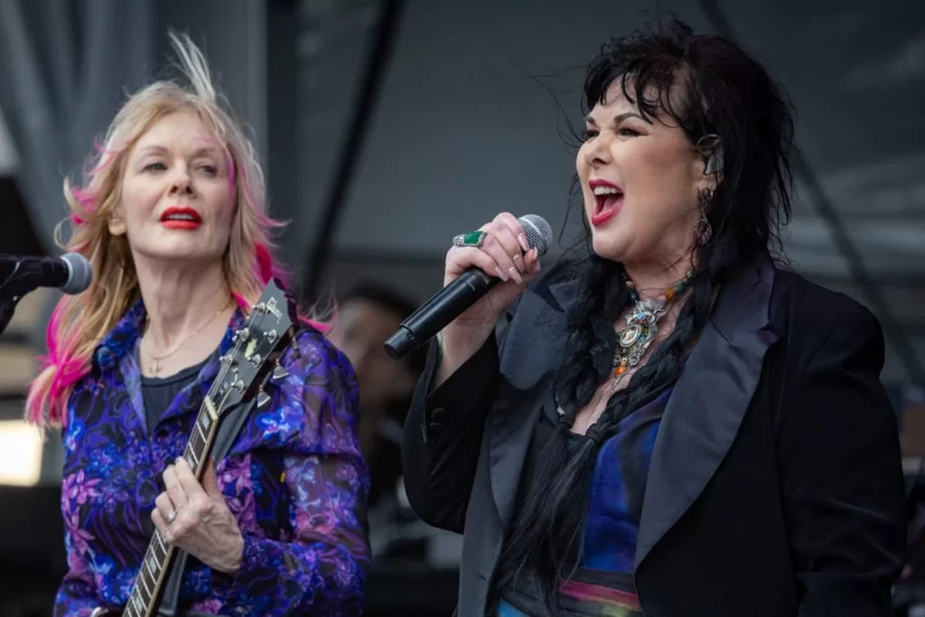 Heart Forced To Cancel Entire Tour For Ann Wilson's Cancer Treatment