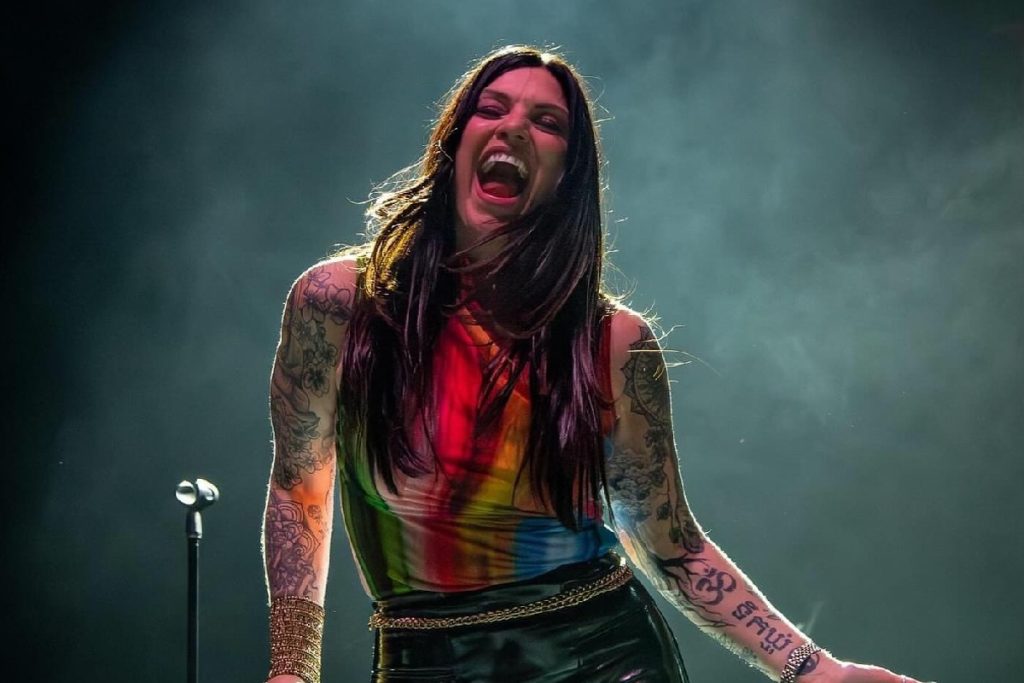 New Vixen Singer Rosa Laricchiuta Shares Emotional Statement After ...