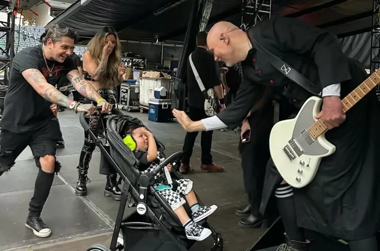 New Smashing Pumpkins Guitarist Kiki Wong Releases Emotional Statement ...