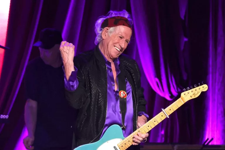 Keith Richards Admits He Had to Change His Guitar Style Due to Health ...