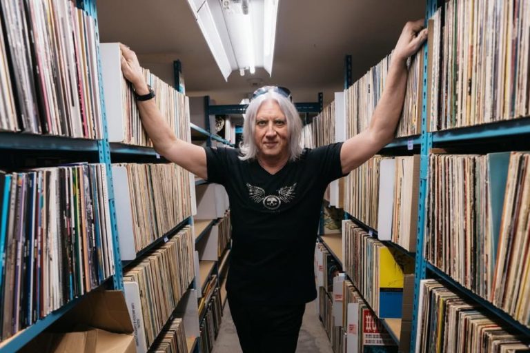 Joe Elliott Confirms What You’ve Always Thought About 'High 'N' Dry'