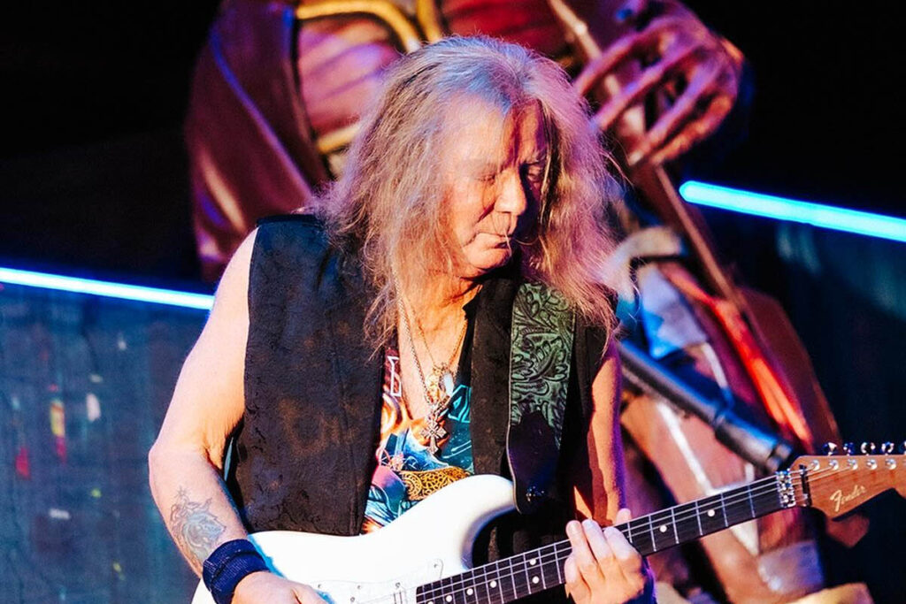Dave Murray Refuses To Take Leadership Role In Iron Maiden