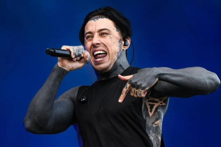 Ronnie Radke Gets Back His Banned IG Account, Promises to Cause More ...