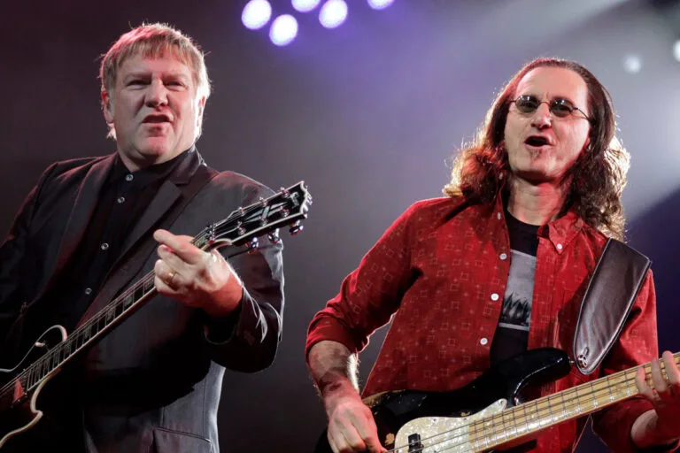 Alex Lifeson Explains Why He Wasn't Ready for a Rush Return