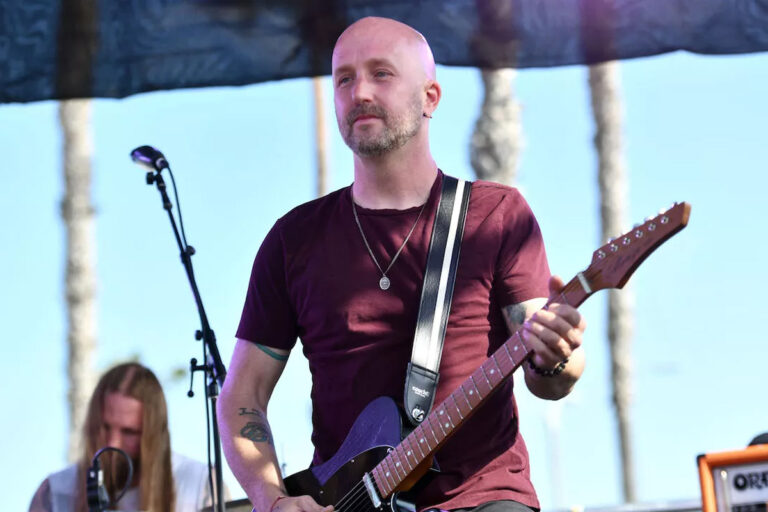 Ex-Snot And Sevendust Guitarist Sonny Mayo Asks for Financial Help ...